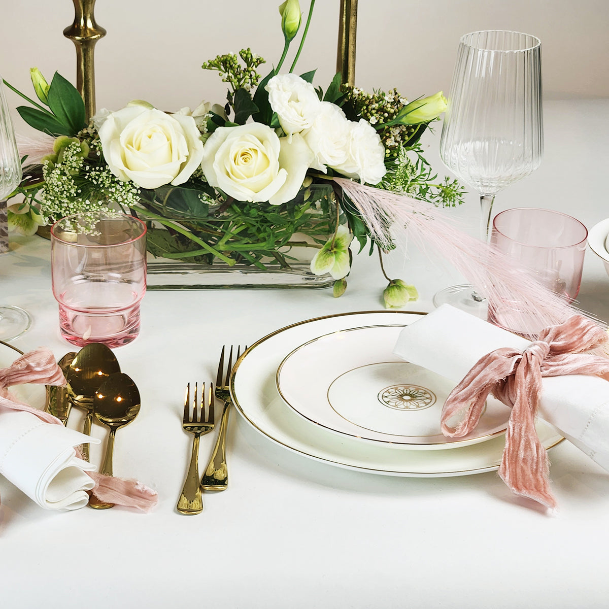 Pink Jewel Tablesetting – little white dish
