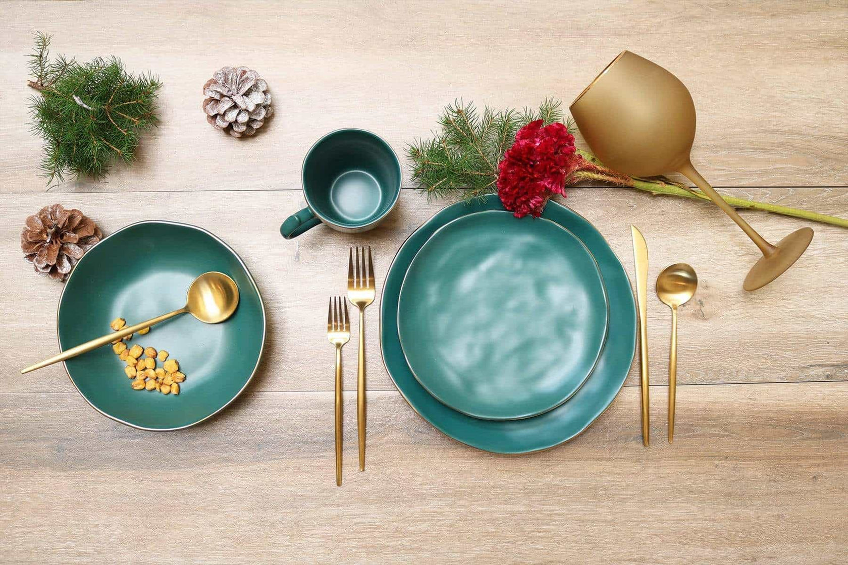 Pine Green Dinnerware Set-16 Pieces-Green Porcelain dishes with gold ...